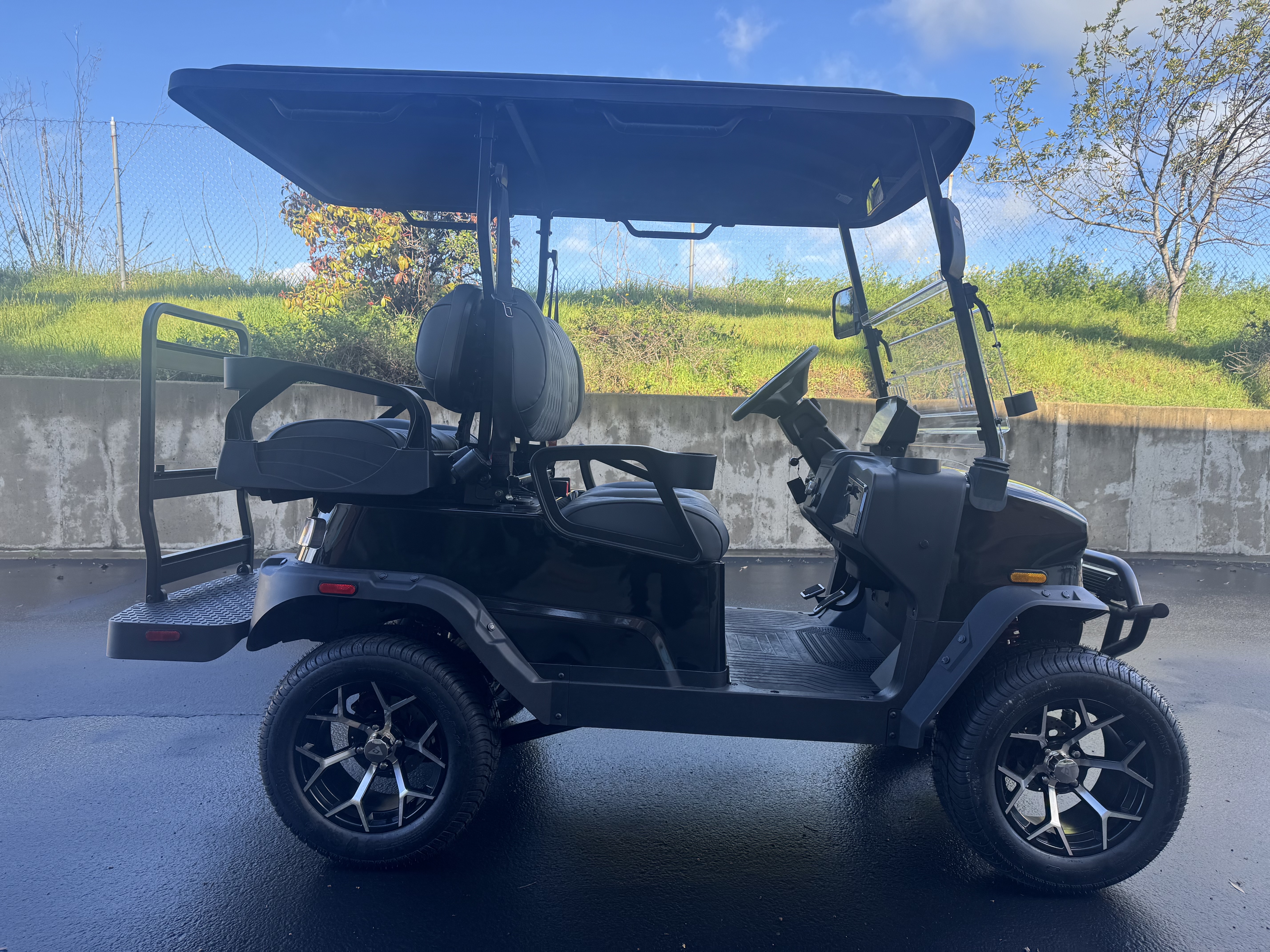 2025 Denago Nomad XL - Nick's Golf Carts